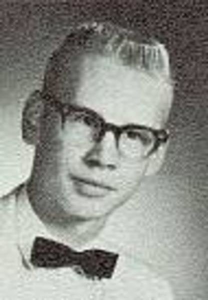 THE WALL OF FACES - Vietnam Veterans Memorial Fund