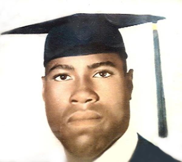 THE WALL OF FACES - Vietnam Veterans Memorial Fund