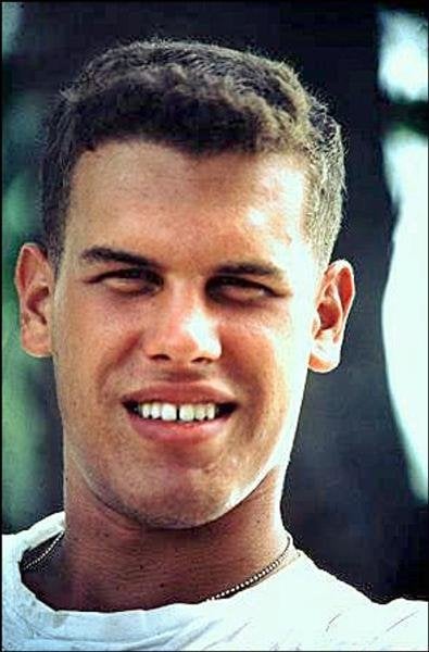 THE WALL OF FACES - Vietnam Veterans Memorial Fund