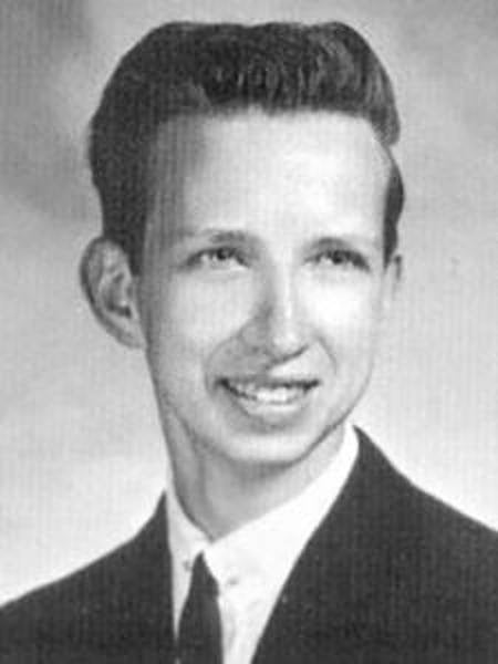 THE WALL OF FACES - Vietnam Veterans Memorial Fund