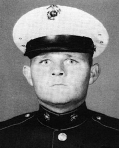 THE WALL OF FACES - Vietnam Veterans Memorial Fund