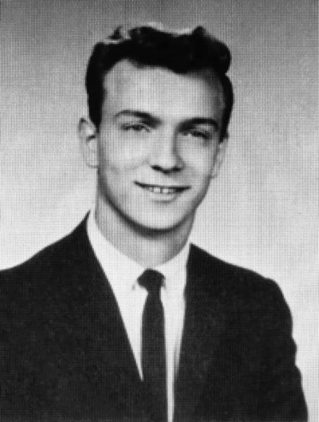 THE WALL OF FACES - Vietnam Veterans Memorial Fund