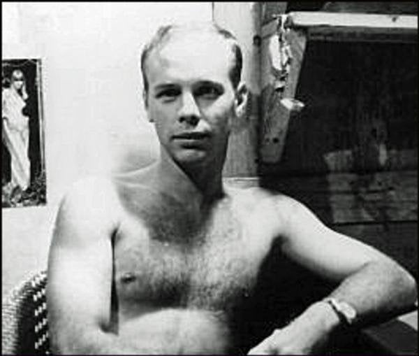 THE WALL OF FACES - Vietnam Veterans Memorial Fund