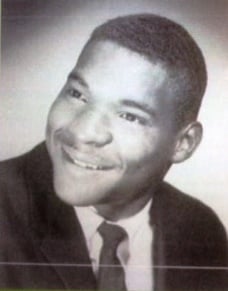 THE WALL OF FACES - Vietnam Veterans Memorial Fund