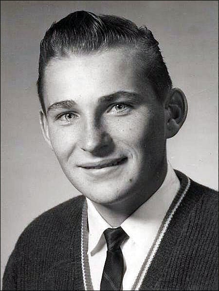 THE WALL OF FACES - Vietnam Veterans Memorial Fund